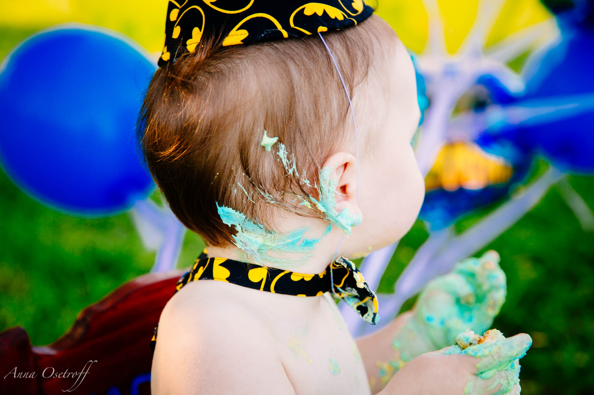 Jackson's Batman Cake Smash - Brisbane Event Photographer